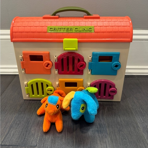 Battat | Toys | Battat Critter Clinic Playset With Plush Animals Fine ...